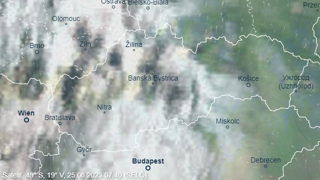 V noci sa hnal rozsiahly búrkový systém. Teraz sú jeho zvyšky nad nami | iMeteo.sk