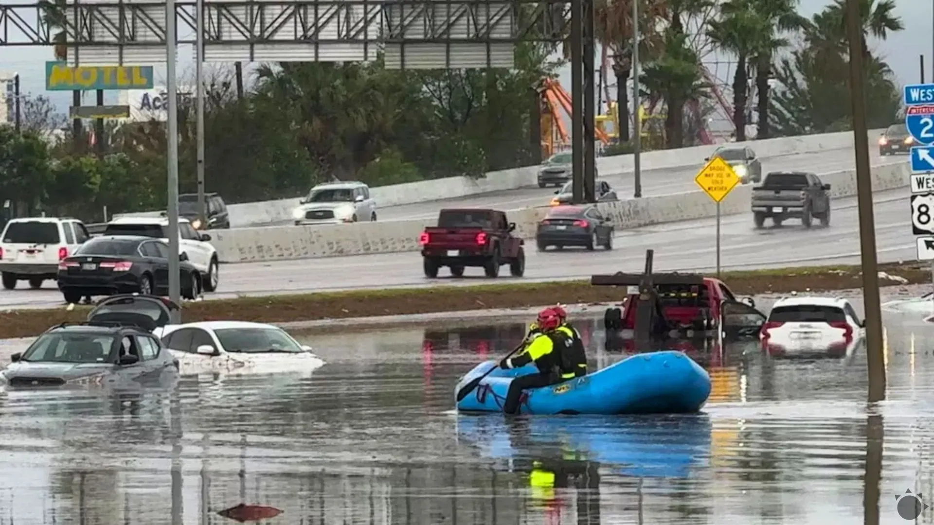 Smrteľné povodne: Voda si v Texase vzala už 11 životov | iMeteo.sk
