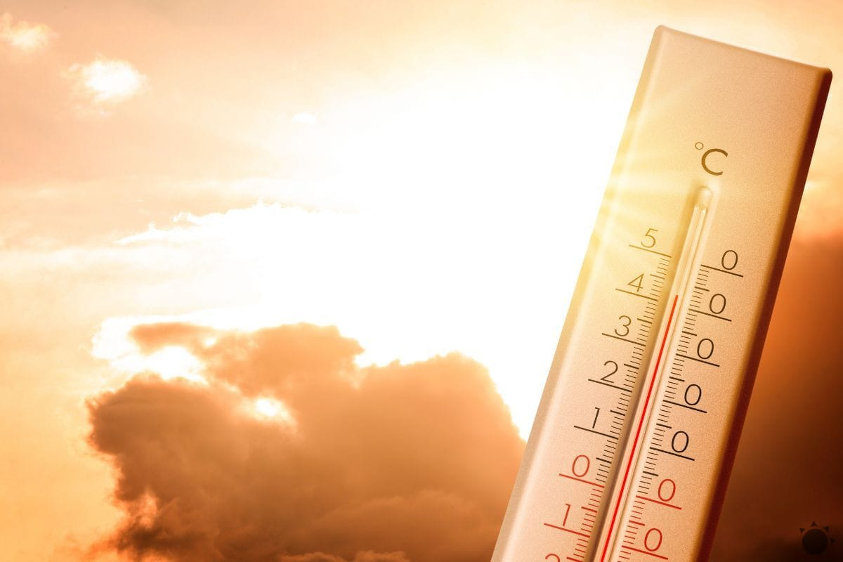 Ľudia zomierajú od horúčav a čakajú na vodu. Situácia sa ešte zhorší ...