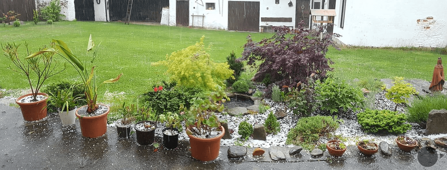 Silné búrky sa ženú Českom. Hasiči v Prahe majú pohotovosť | iMeteo.sk